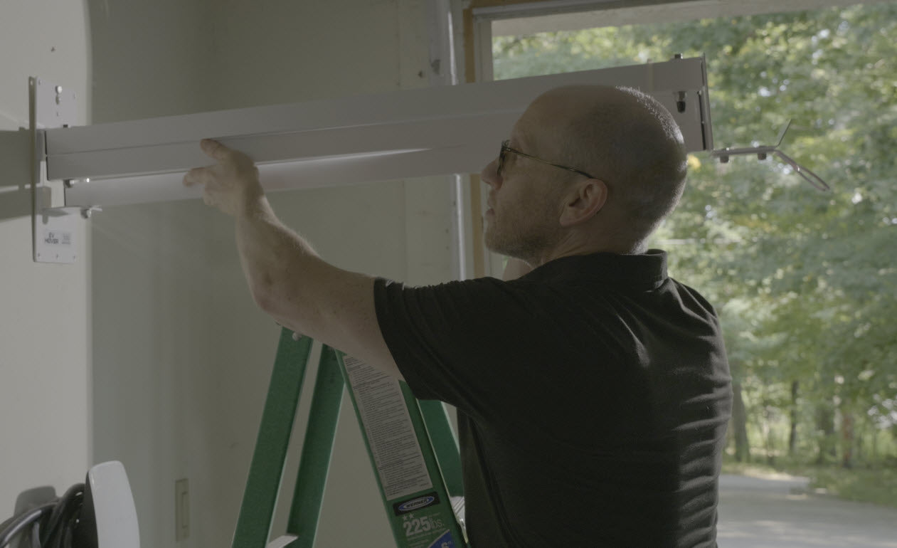 EV Hover - Electric Vehicle Charging Cable Management System